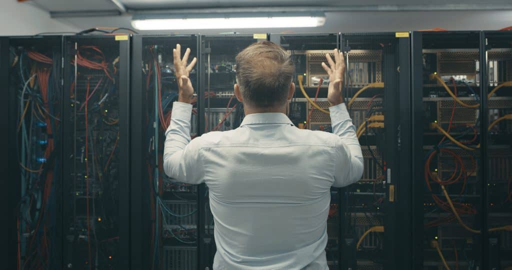 How to Prevent a Data Center Crash - Priority Networks