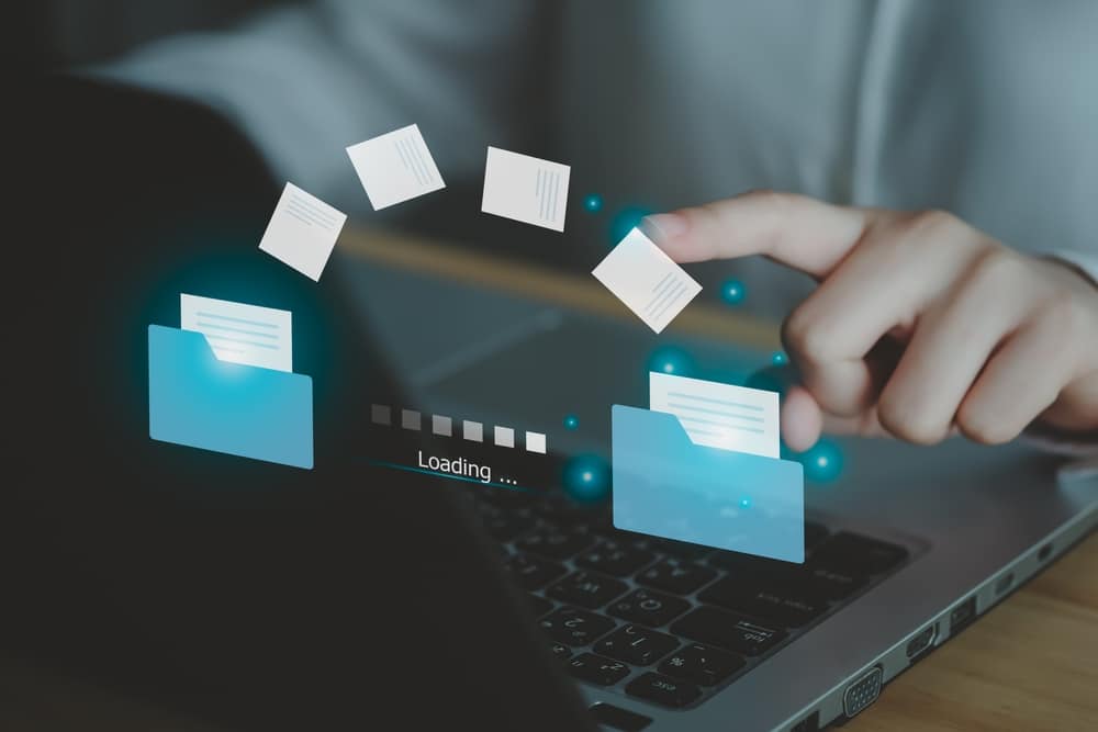 The Showdown: Cloud Backup vs. Traditional Backup - Priority Networks The Showdown: Cloud Backup vs. Traditional Backup - Priority Networks